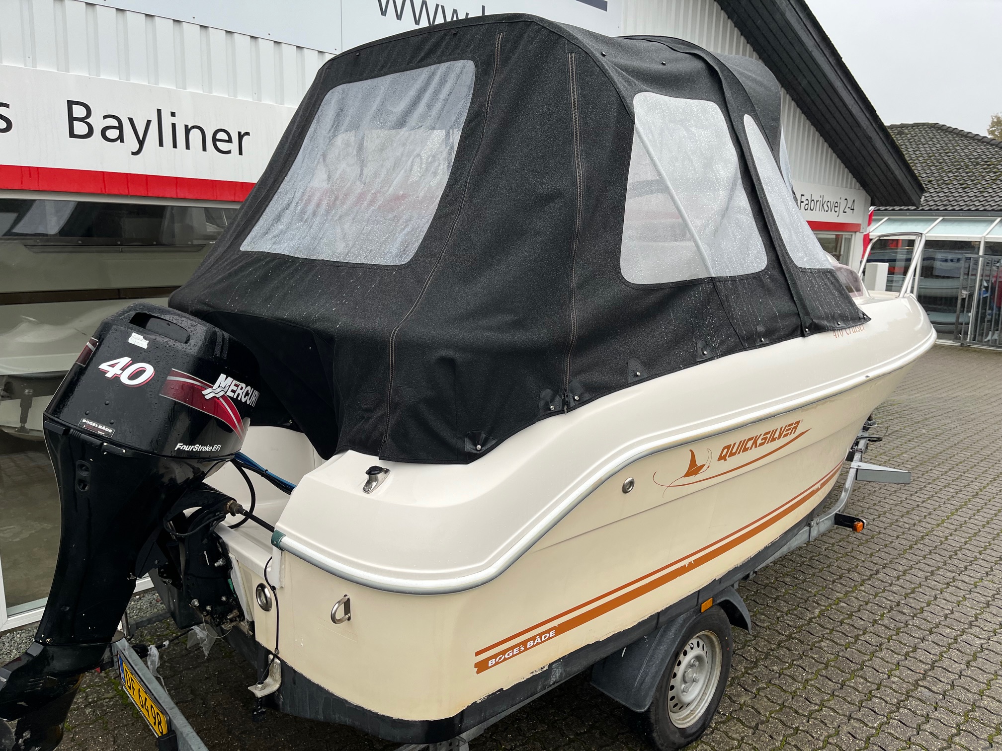 Quicksilver 470 Cruiser med 40 hk Mercury-EFI 4 takt og 1000 kg ...
